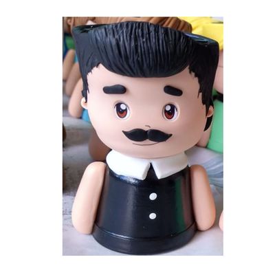 Cachepô Boneco Arts Chris Bigode mais alegria ao ambiente | Cobasi